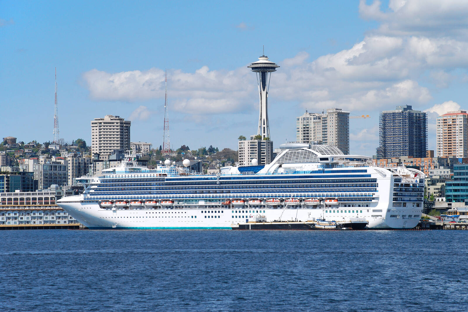 With cruise season in full swing, Seattle reaps benefits - West Coast ...